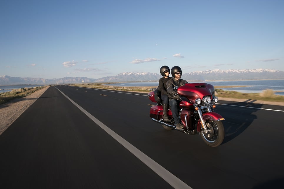 Tips For Riding A Motorcycle With A Passanger